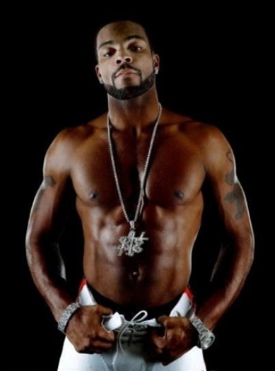 Braylon Edwards (11) – WorldofBlackHeroes